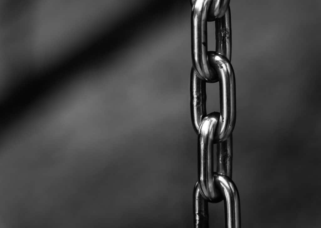 The Farmer's Walk Hack to Forge an Iron Grip - Layman's Fitness